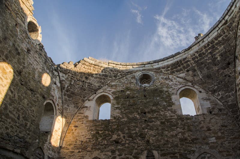 Ruins of ancient mosque stock photo. Image of religion - 143695706
