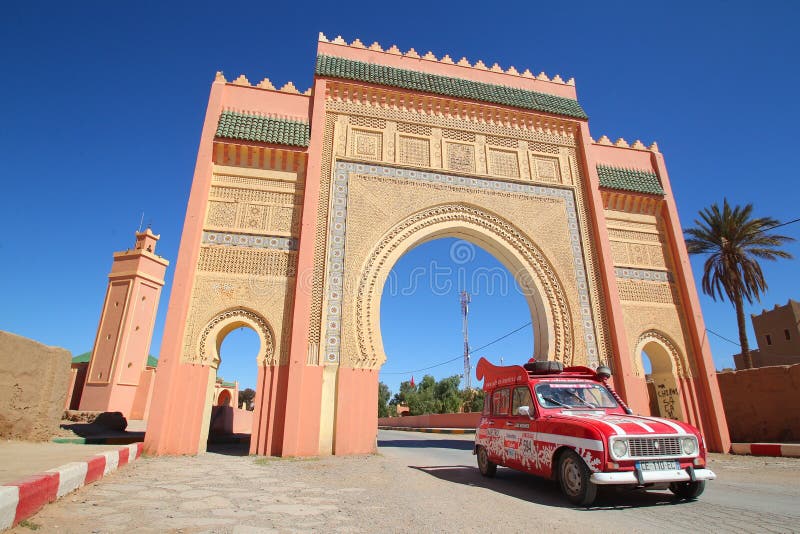 Arch, Historic Site, Sky, Landmark Picture. Image: 134930314