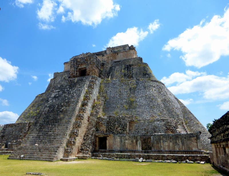 Historic Site, Maya Civilization, Maya City, Ancient History Stock ...