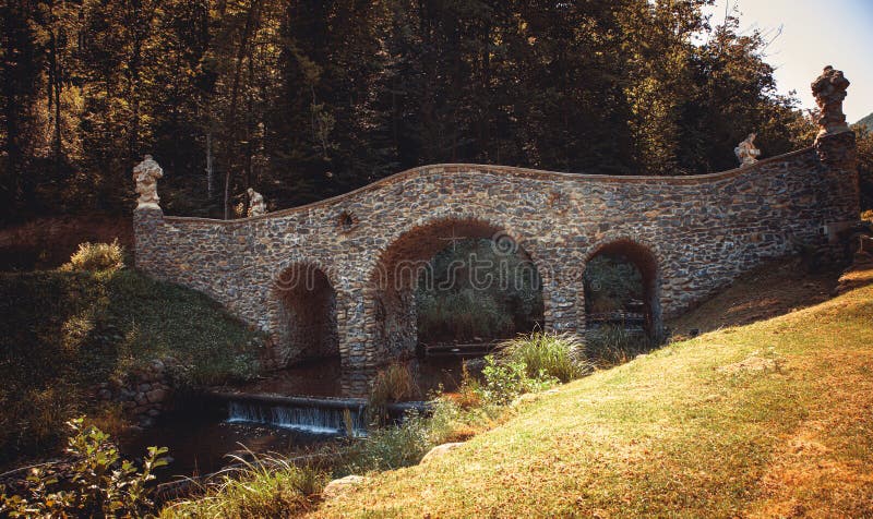 Historic Stone Arch Bridge in a Park Setting Stock Image - Image of ...