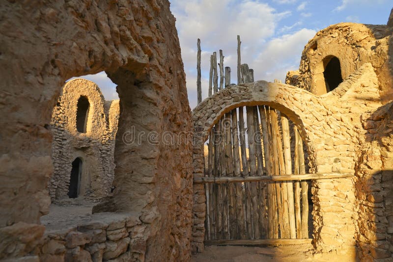 Ksar Hadada,historic Ghorfa Village,Star Wars Film Set,Tatoaine,Tunisia ...