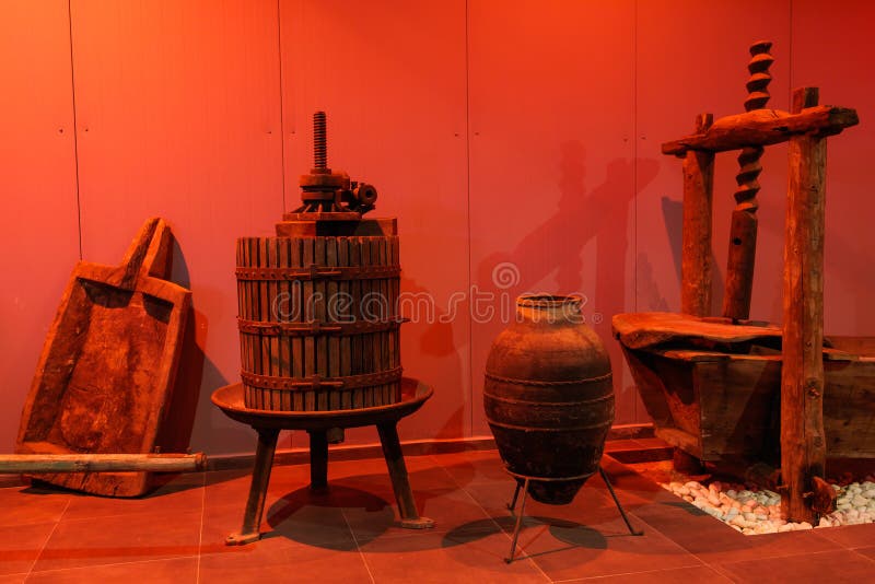 Historical Antique Tools in the Olive Museum. August 9, 2022 Kuzdere ... Historical Antique Tools in the Olive Museum. August 9, 2022 Kuzdere ...