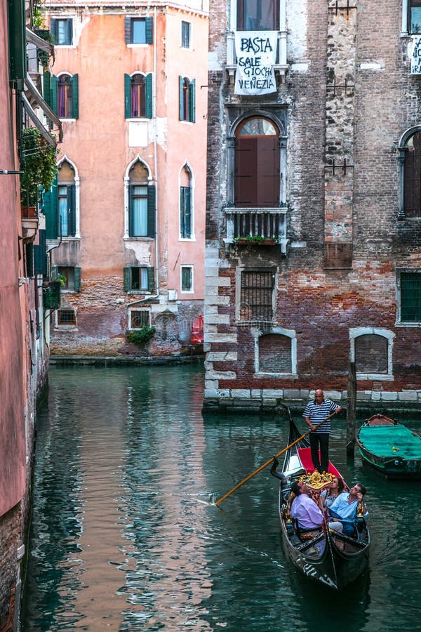 Historical Centre of Venice Editorial Image - Image of sahara, rural ...