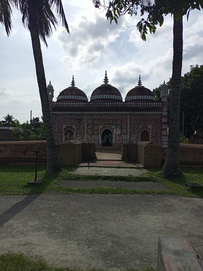 A Historical Mosque of Bangladeshi Stock Photo - Image of arch, tree ...