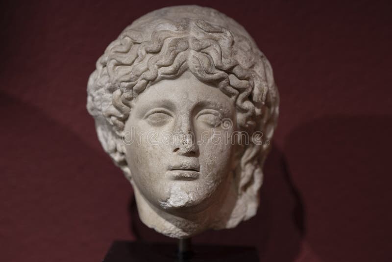 A historical marble statue editorial photo. Image of roman - 194716946