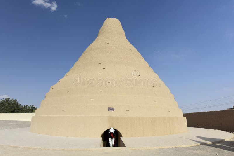 Water building in Iran editorial image. Image of dust - 92761605