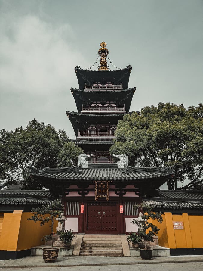 Historical Traditionally Architectured Hanshan Temple Under a Rainy ...