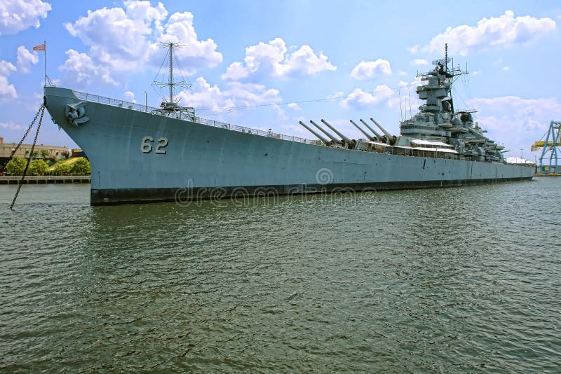 Historisch Slagschip USS New Jersey in Camden Stock Afbeelding - Image ...