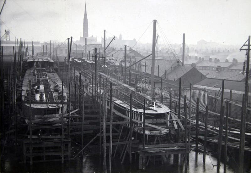 HMS Pigeon, HMS Plover and HMS Sarpedon Stock Photo - Image of iron ...