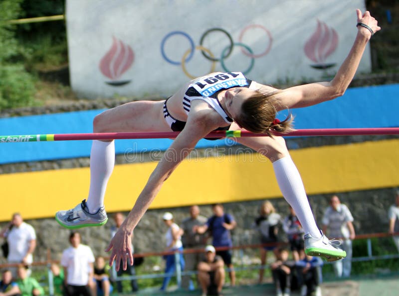 Hochsprung redaktionelles foto. Bild von zieleinheit - 25447586