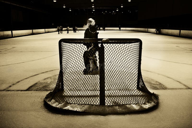 Hockey net with scoreboard stock image. Image of canada - 10039405