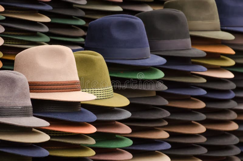 Hoeden stock afbeelding. Image of winkel, ambacht, fancywerk - 40990981