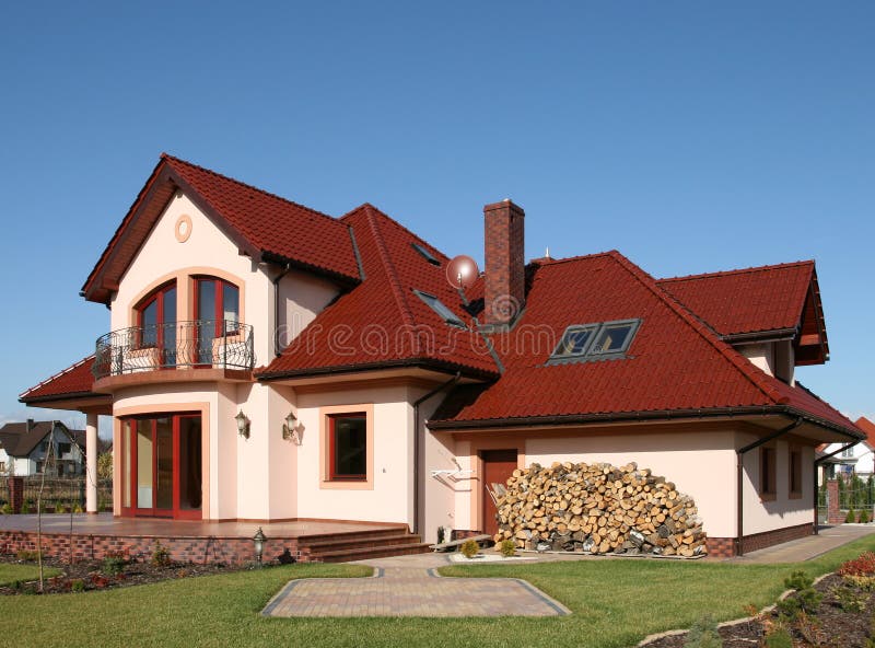 Hogar grande imagen de archivo. Imagen de azul, edificio - 9138355