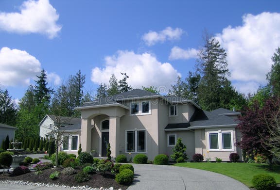 Hogar exclusivo foto de archivo. Imagen de calzada, ejecutivo - 760706