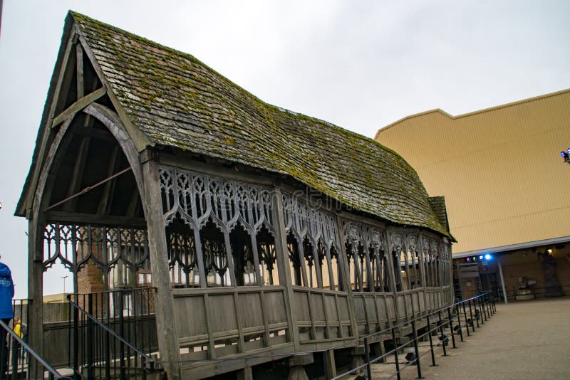 Hogwarts bridge editorial stock image. Image of harrypotter - 145764499
