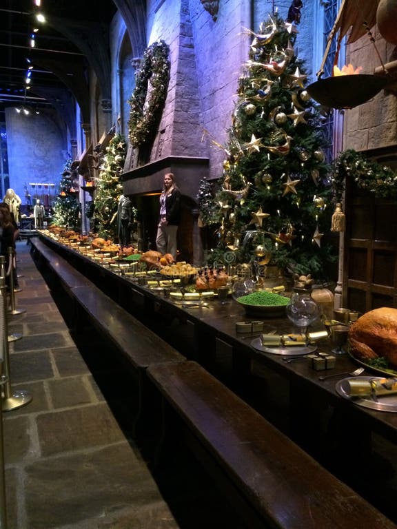 Hogwarts Table editorial image. Image of warner, hogwarts - 74982295