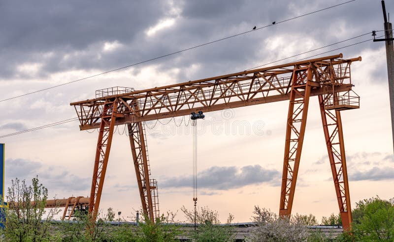 420 Workshop Gantry Crane Stock Photos - Free & Royalty-Free Stock ...