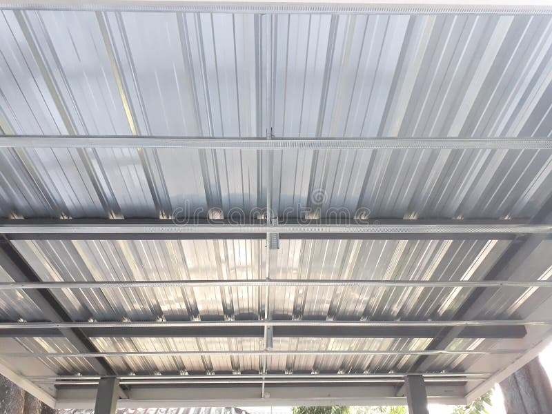 Techumbre de acero. imagen de archivo. Imagen de hierro - 28292029