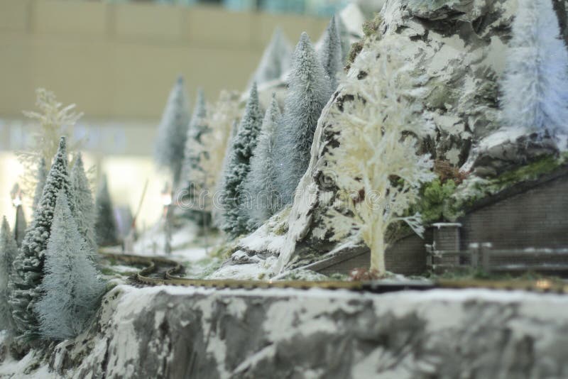A Holiday Model Train Scene at the Mall Editorial Stock Image - Image ...