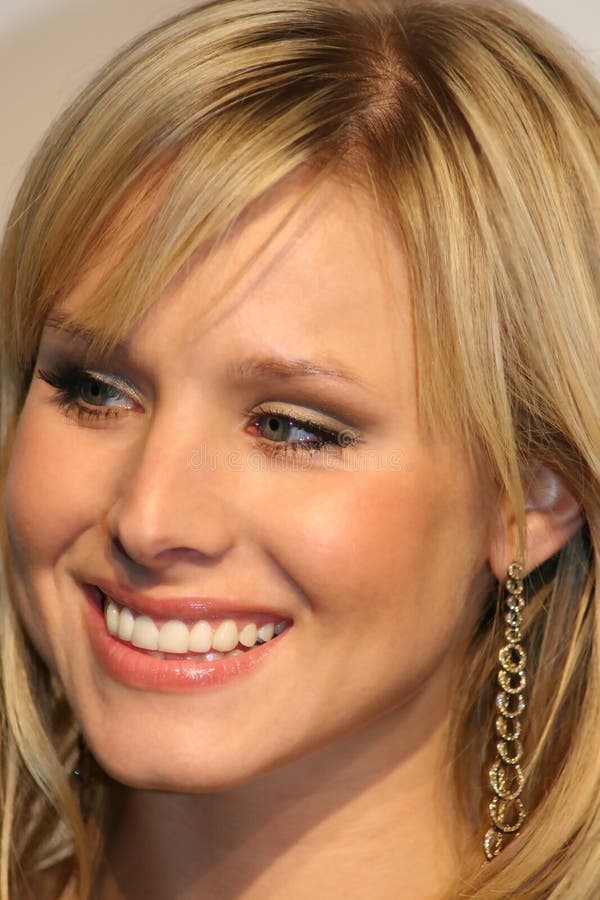Hollywood Actress Kristen Bell on Red Carpet Editorial Photography ...