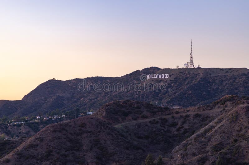 Hollywood Sign at Sunset editorial photo. Image of angeles - 271026631