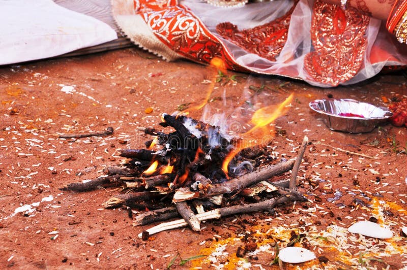 Holy fire indian wedding stock photo. Image of holy - 156401360