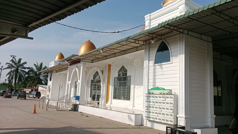 The Muslim House, the Number of Wives is Equal To the Number of Doors ...