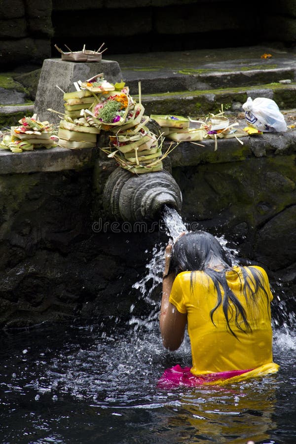 Holy Spring in Old Bali Temple Stock Photo - Image of bali, asia: 7787556