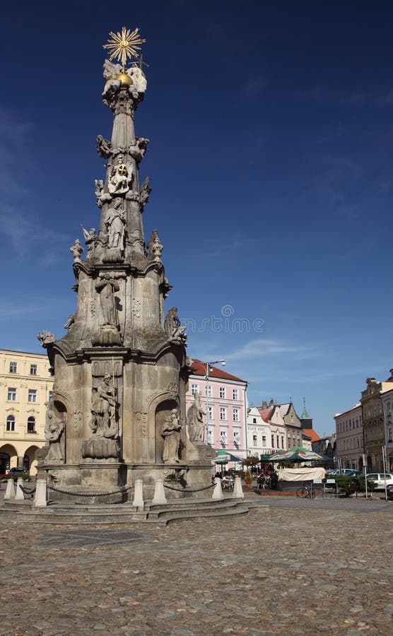 Holy Trinity Column in Olomouc Editorial Photo - Image of night ...