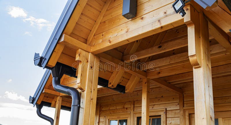 Holzbau. Das Dach Eines Holzrahmenhauses. Rahmen-Modulhaus. Stockbild ...
