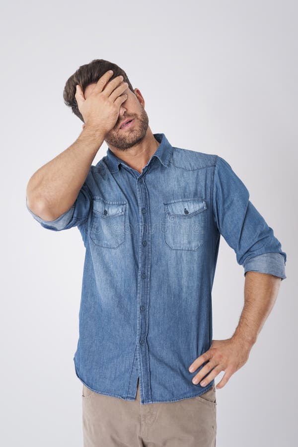 Hombre aburrido imagen de archivo. Imagen de descontentado - 48710807