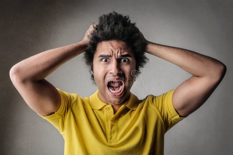 Suspicacia foto de archivo. Imagen de cara, fondo, hombre - 22378788