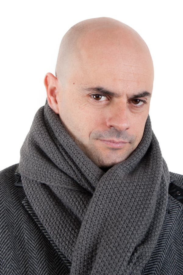 Hombre Calvo En Capa Y Bufanda Del Tweed Foto de archivo - Imagen de ...