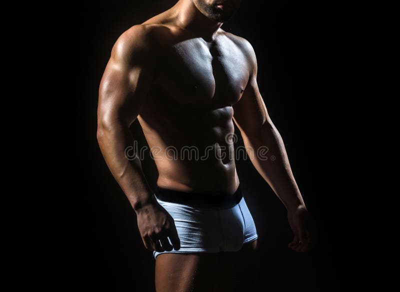 Hombre Deportivo Con Cuerpo De Atleta Sexy En Pantalones Sexy Gay En
