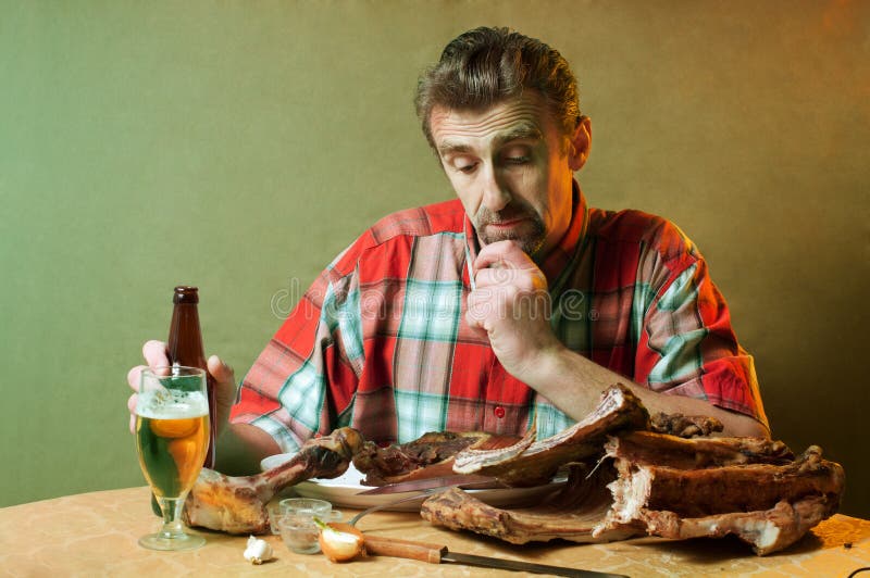 Hombre hambriento foto de archivo. Imagen de coma, cerdo - 19027370