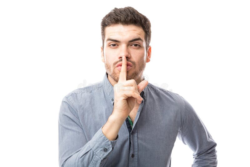 Hombre Que Intenta Guardar Un Secreto Imagen de archivo - Imagen de ...