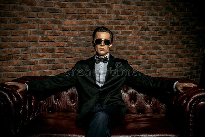 Amanerado bien foto de archivo. Imagen de protuberancia - 52194718