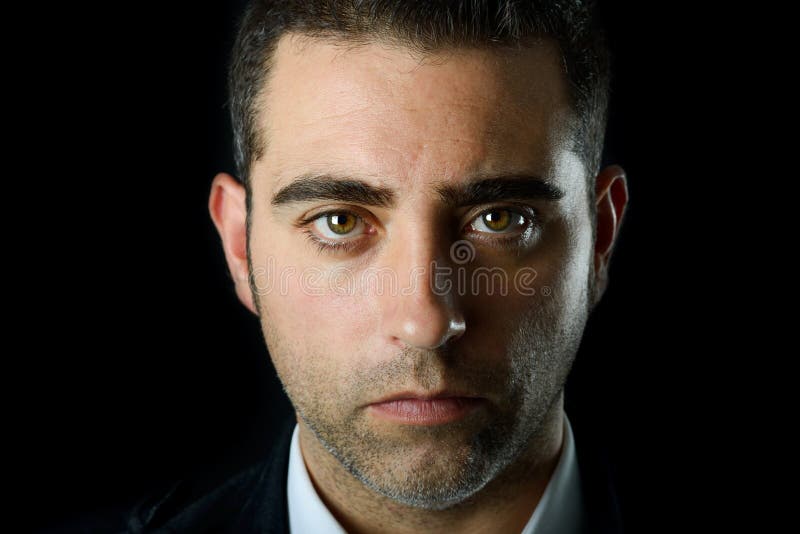 Hombre serio foto de archivo. Imagen de fashionable, fresco - 28128172