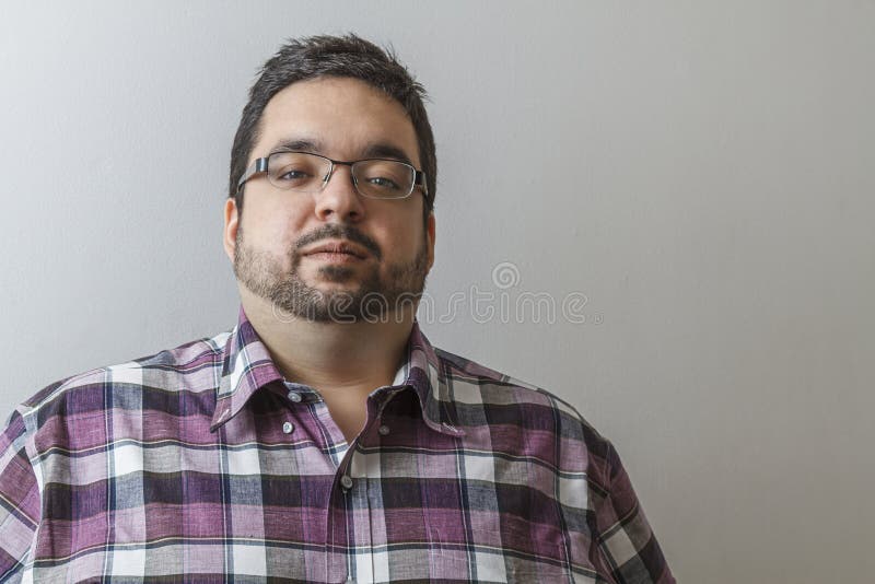 Retrato Normal Verdadero De La Persona Foto de archivo - Imagen de ...