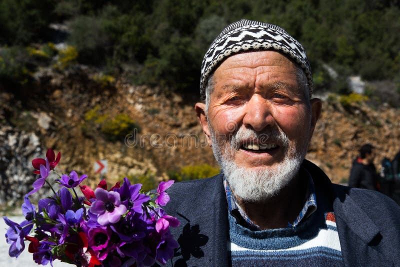Retrato De Un Anciano Turco Imagen de archivo - Imagen de equipo, pista ...