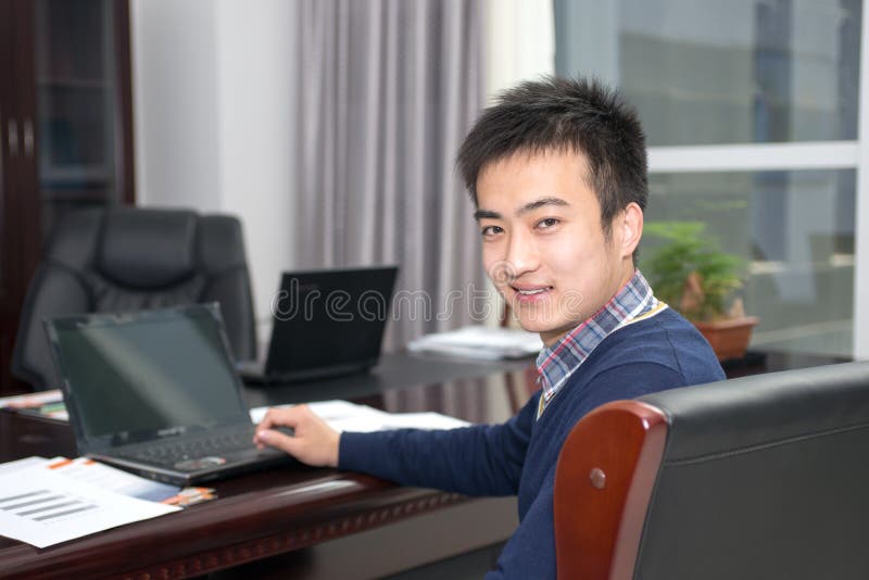 Hombres de negocios foto de archivo. Imagen de informe - 40007204