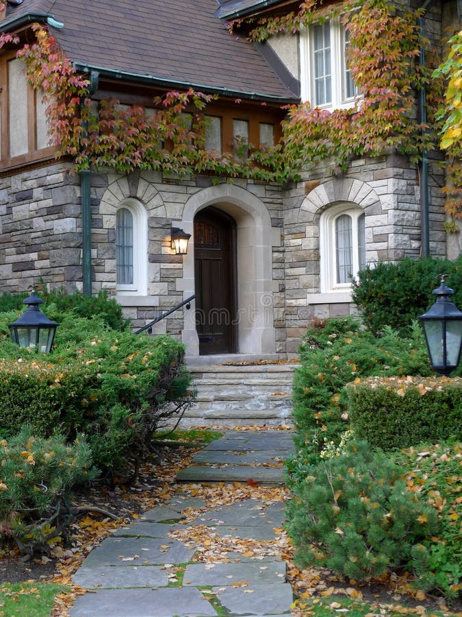 Home Entrance with Flagstone Steps Stock Image - Image of steps, vine ...