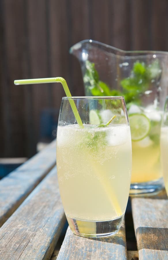 Home-made cloudy lemonade stock image. Image of wedges - 14446857