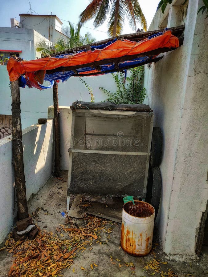 165 Earthworm Home Stock Photos - Free & Royalty-Free Stock Photos from ...