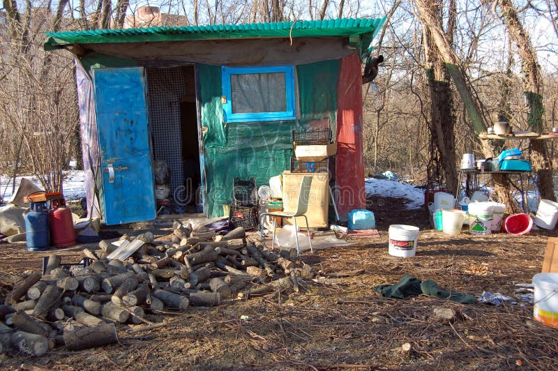 Homeless hut editorial stock image. Image of market, people - 26684249