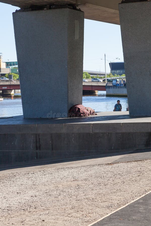 Homeless sleeping editorial photo. Image of bridge, sleeping - 39033496