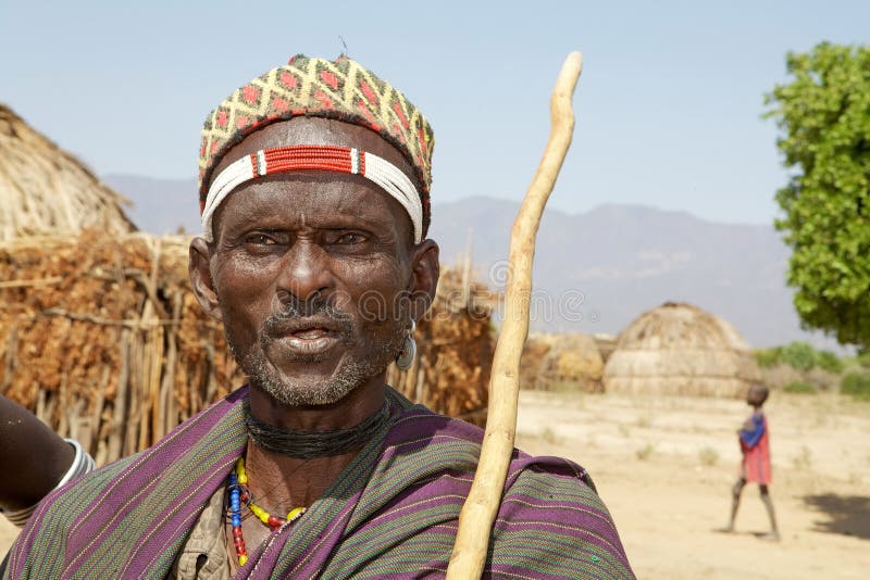 Retrato do homem africano imagem editorial. Imagem de agulha - 48899510