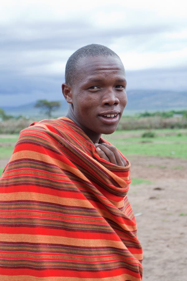 Homem Africano, Masai Mara, Kenya Imagem Editorial - Imagem de africano ...