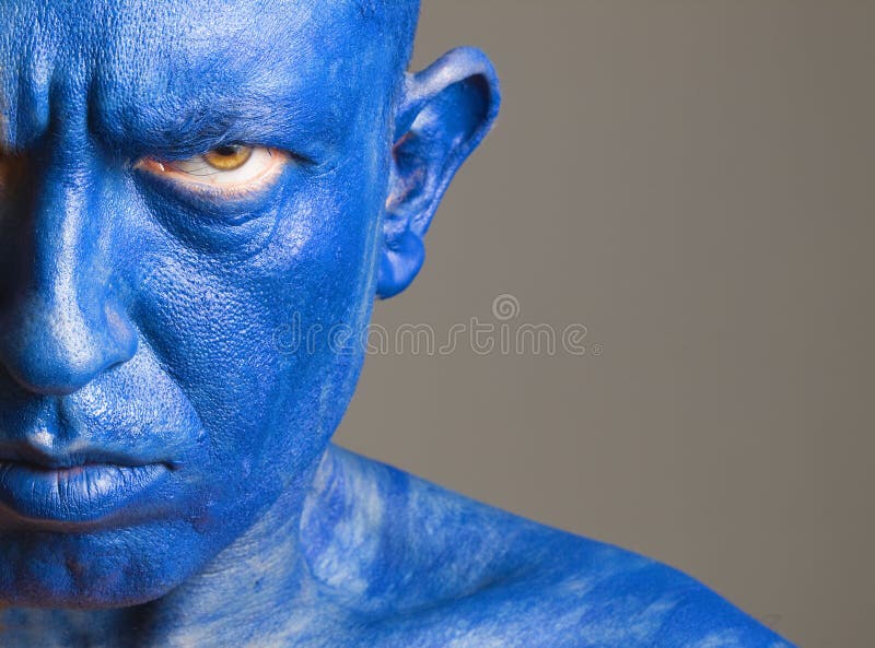 Homem Da Face Pintado Da Cor Azul Imagem de Stock - Imagem de cara ...