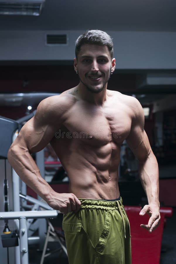 Corpo-atleta Masculino Perfeito Imagem de Stock - Imagem de sorrir ...
